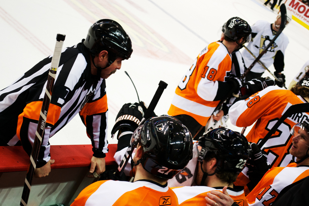 Tonight’s NHL Referees & Linesmen – 10/29/14 - Scouting The Refs